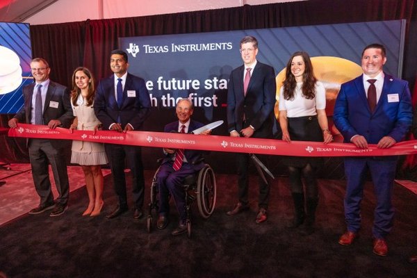 Texas Instruments unveils new semiconductor manufacturing facility ...