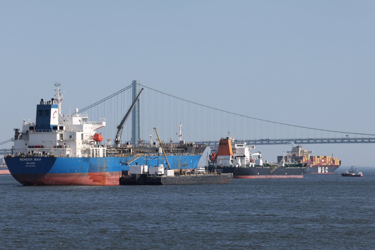U.S. Becomes World's Largest Oil Exporter, Reshaping Global Energy ...